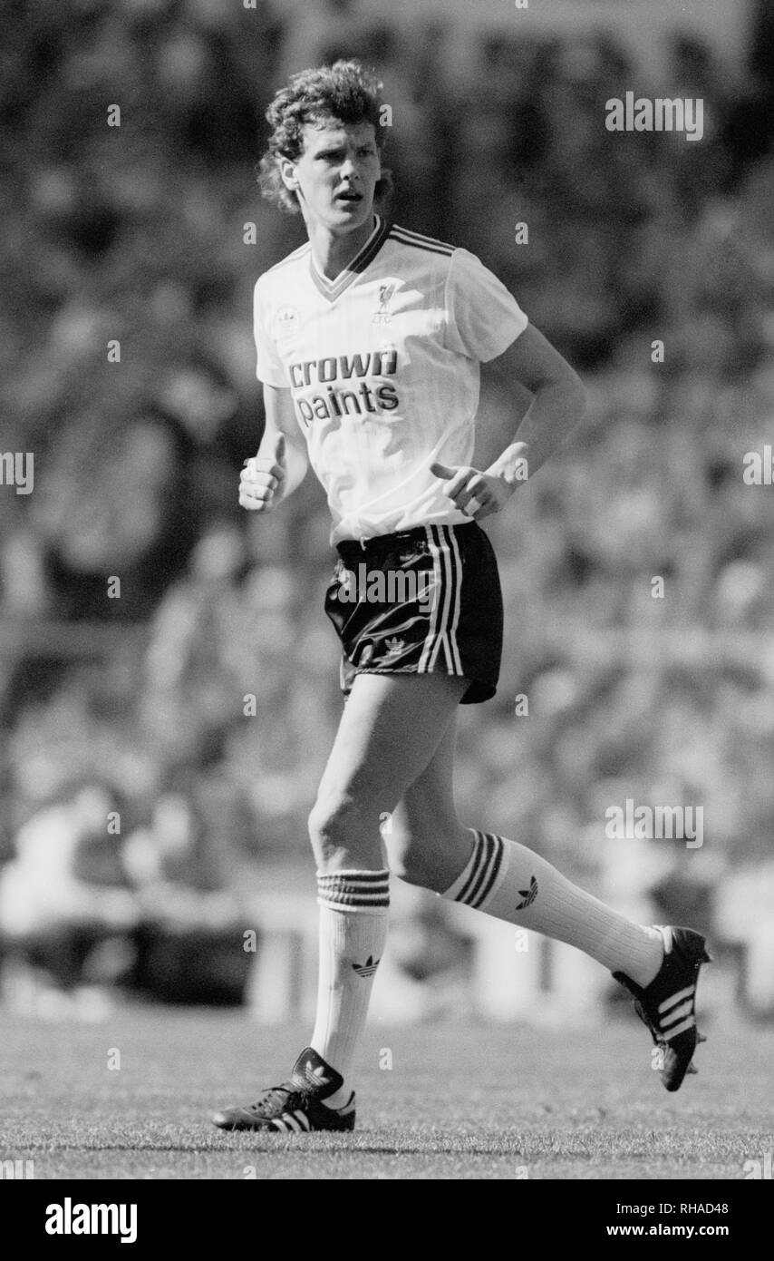 Gary gillespie hi-res stock photography and images - Alamy