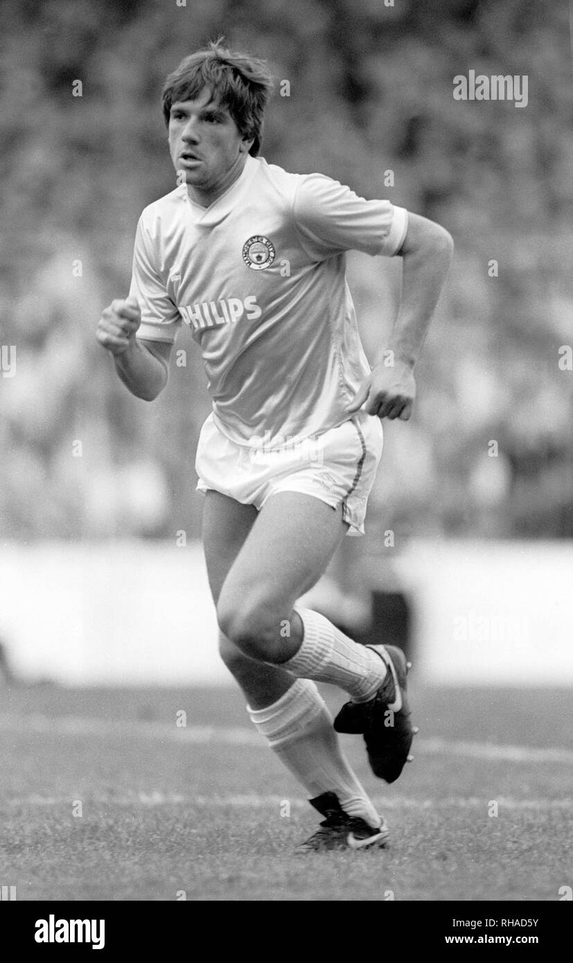 DAVID PHILLIPS, MANCHESTER CITY FC, , 1985 Stock Photo - Alamy