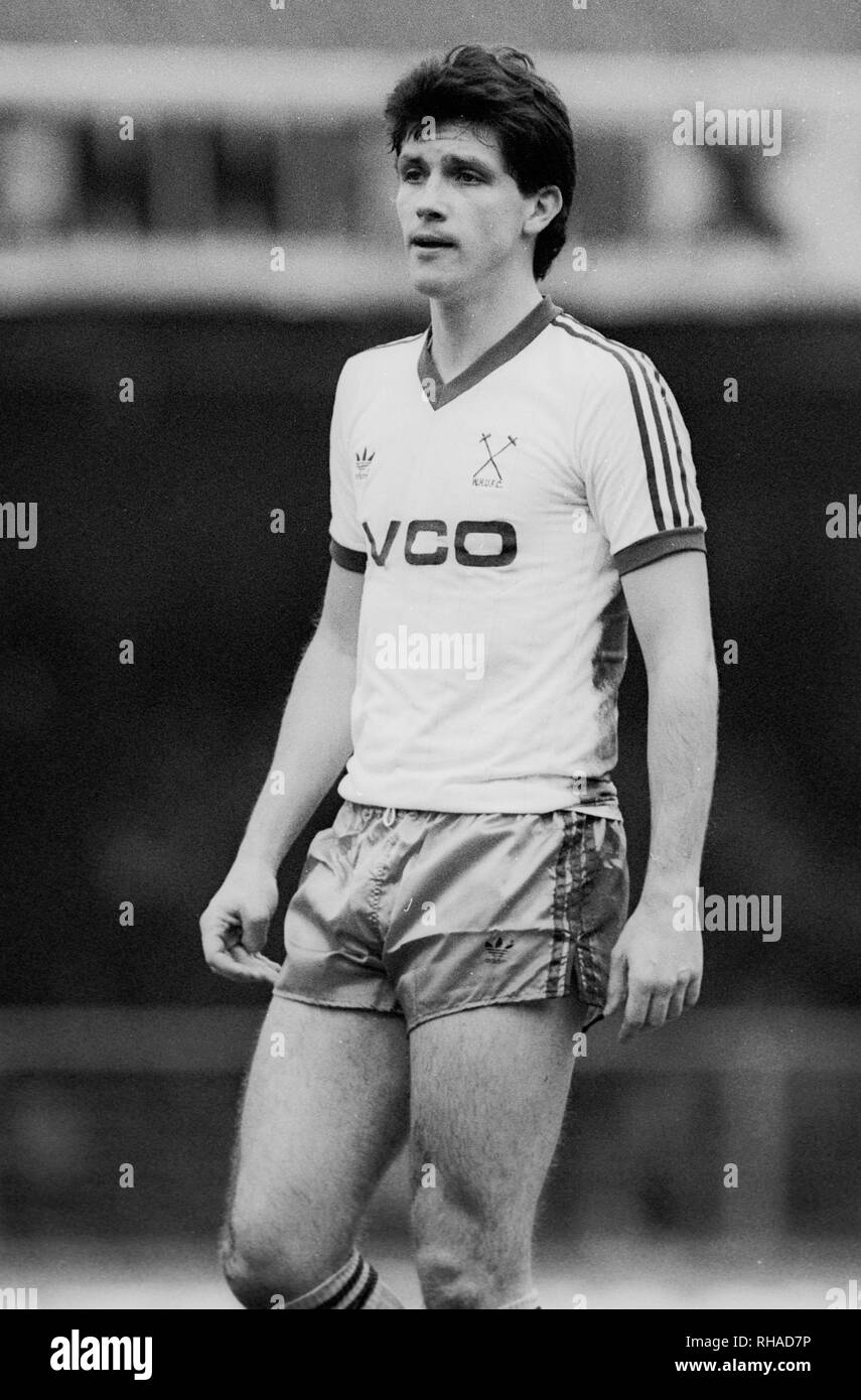 Tony gale hi-res stock photography and images - Alamy