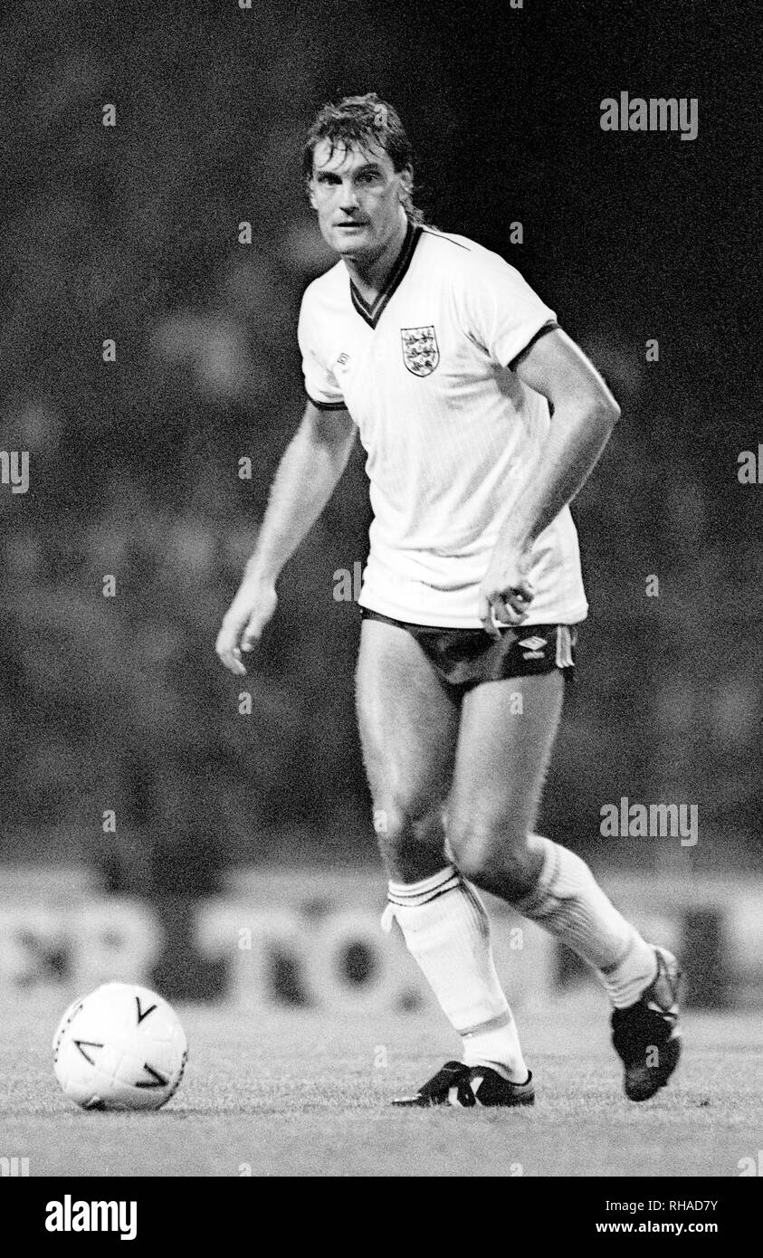 GLENN HODDLE, ENGLAND and TOTTENHAM HOTSPUR FC, , 1986 Stock Photo - Alamy