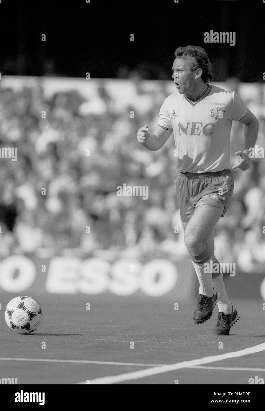 Everton 1985 hi-res stock photography and images - Alamy