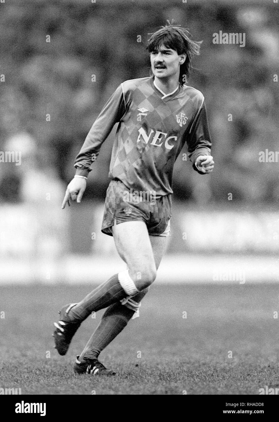 Everton fc Black and White Stock Photos & Images - Alamy