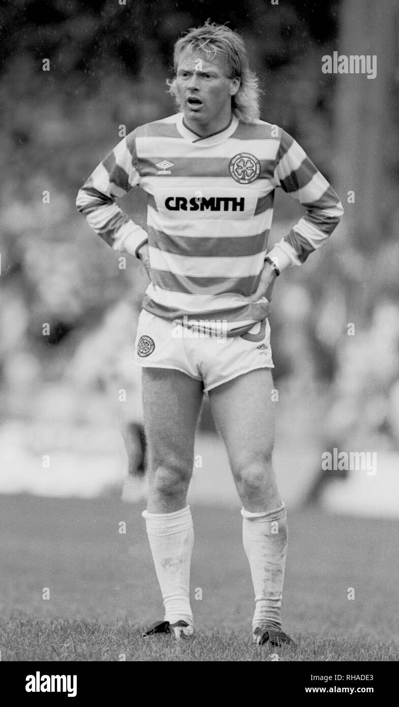 MO JOHNSTON, GLASGOW CELTIC FC, , 1985 Stock Photo - Alamy
