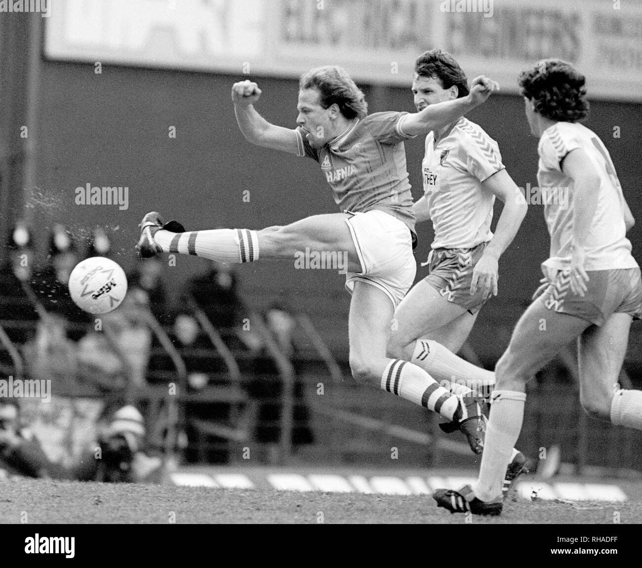 ANDY GRAY, EVERTON FC, , 1985 Stock Photo - Alamy