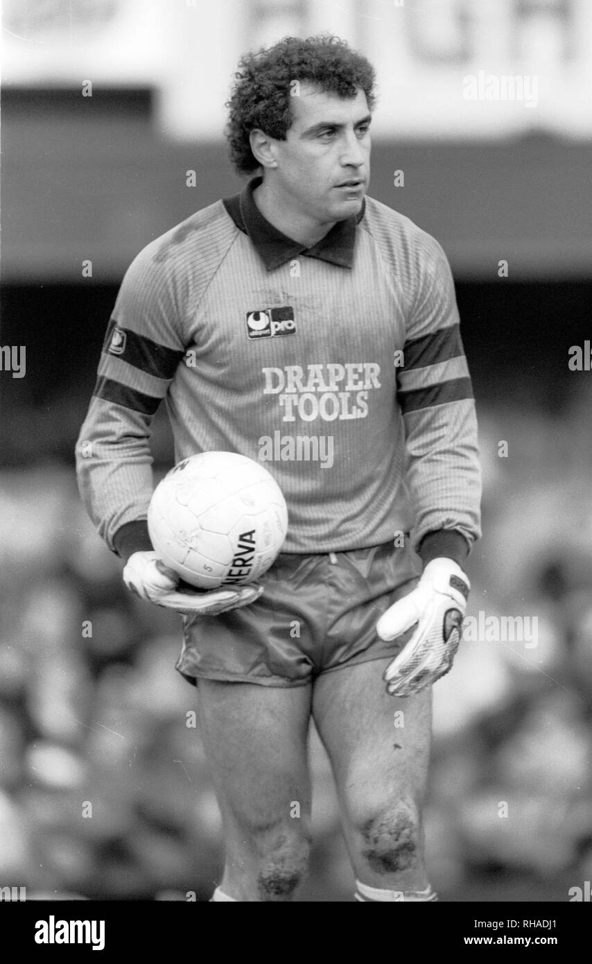 Peter Shilton High Resolution Stock Photography and Images - Alamy