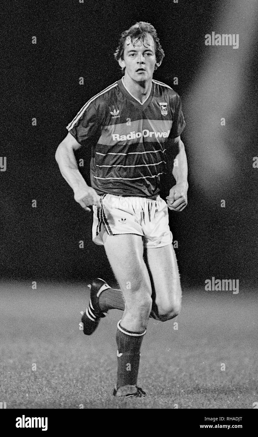 STEVE MCCALL, IPSWICH TOWN FC, , 1985 Stock Photo - Alamy