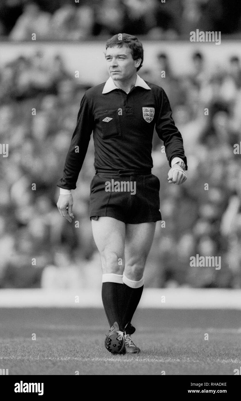 JOE WORRAL, REFEREE, , 1985 Stock Photo - Alamy