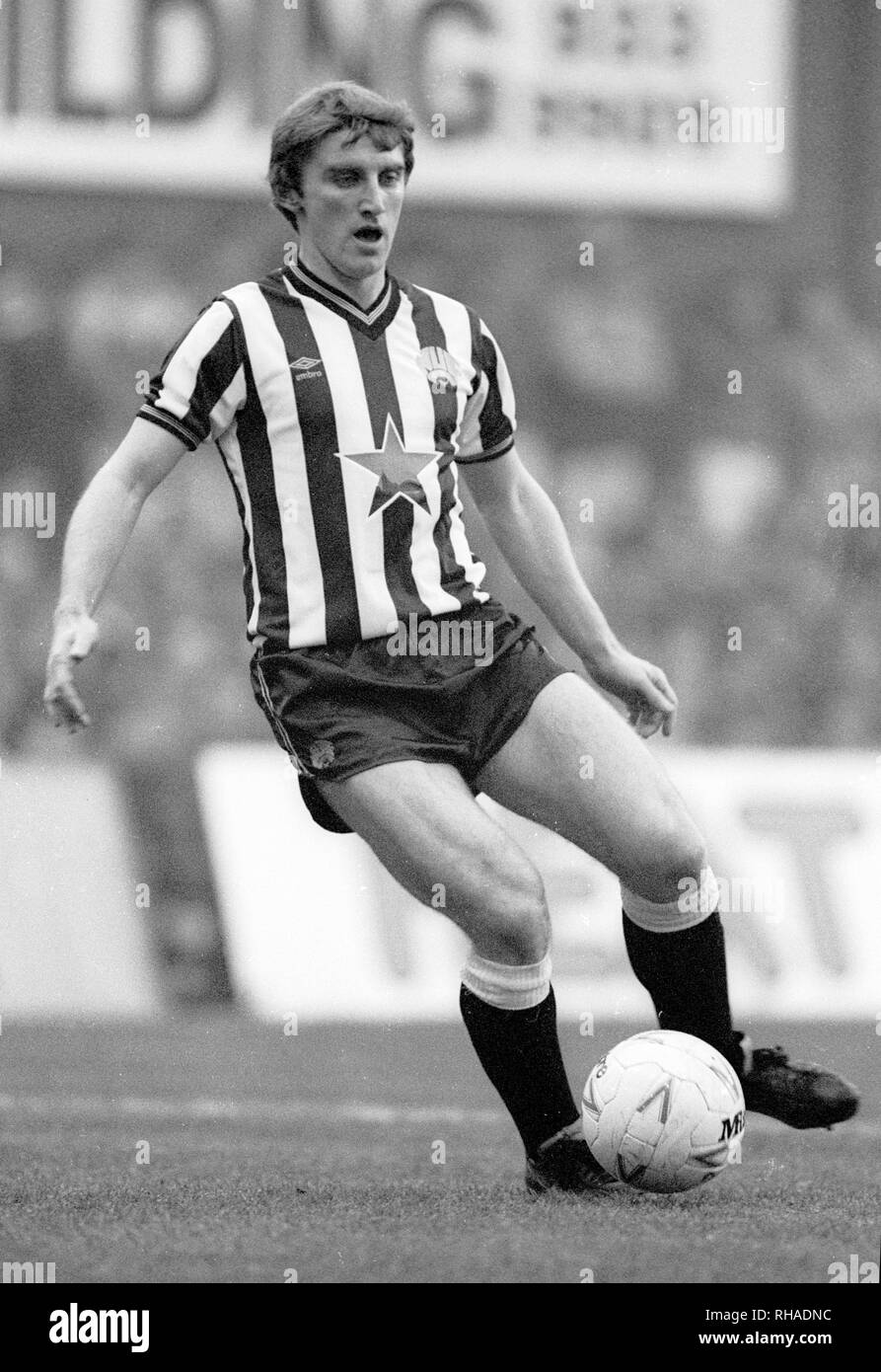 JOHN ANDERSON, NEWCASTLE UNITED FC, , 1985 Stock Photo - Alamy