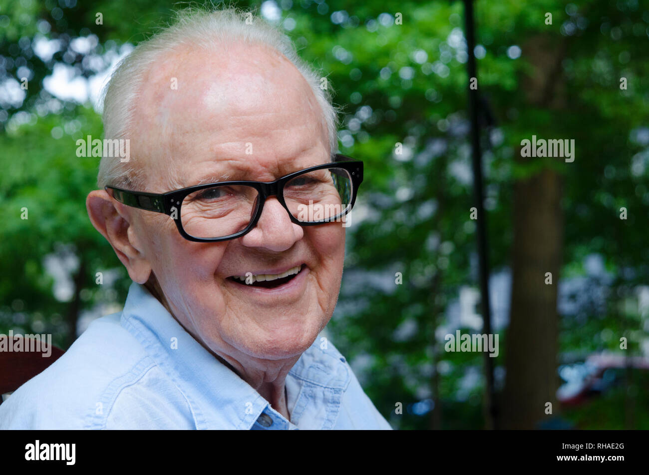 Senior gentleman hi-res stock photography and images - Alamy
