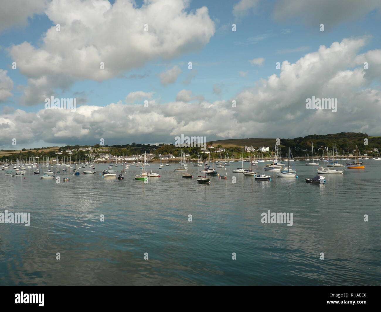 Cornish river scene hi-res stock photography and images - Alamy