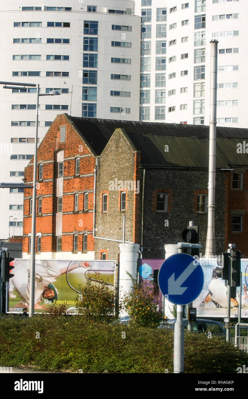 New district in cardiff hi-res stock photography and images - Alamy