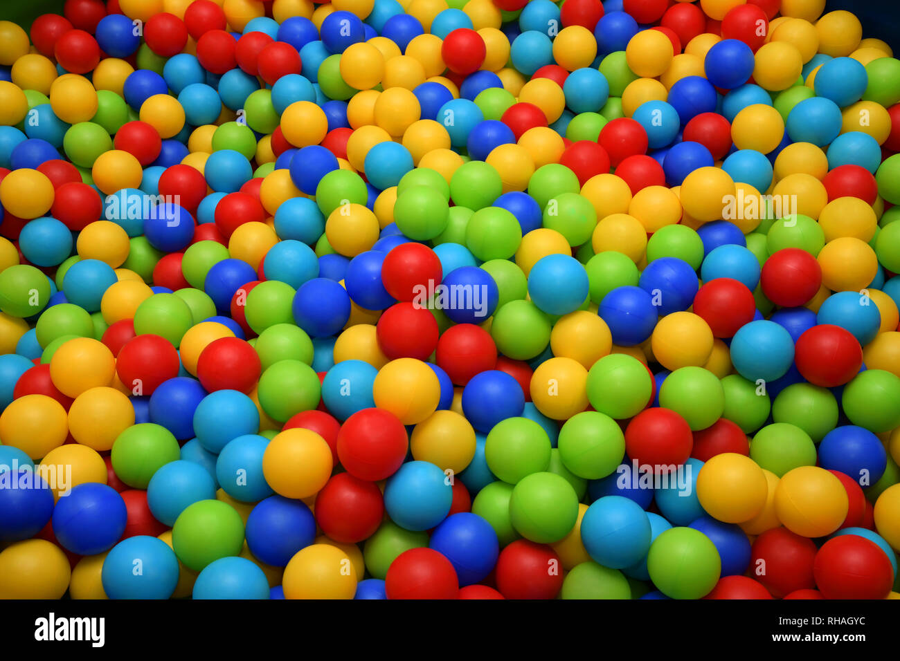 Plastic balls hi-res stock photography and images - Alamy