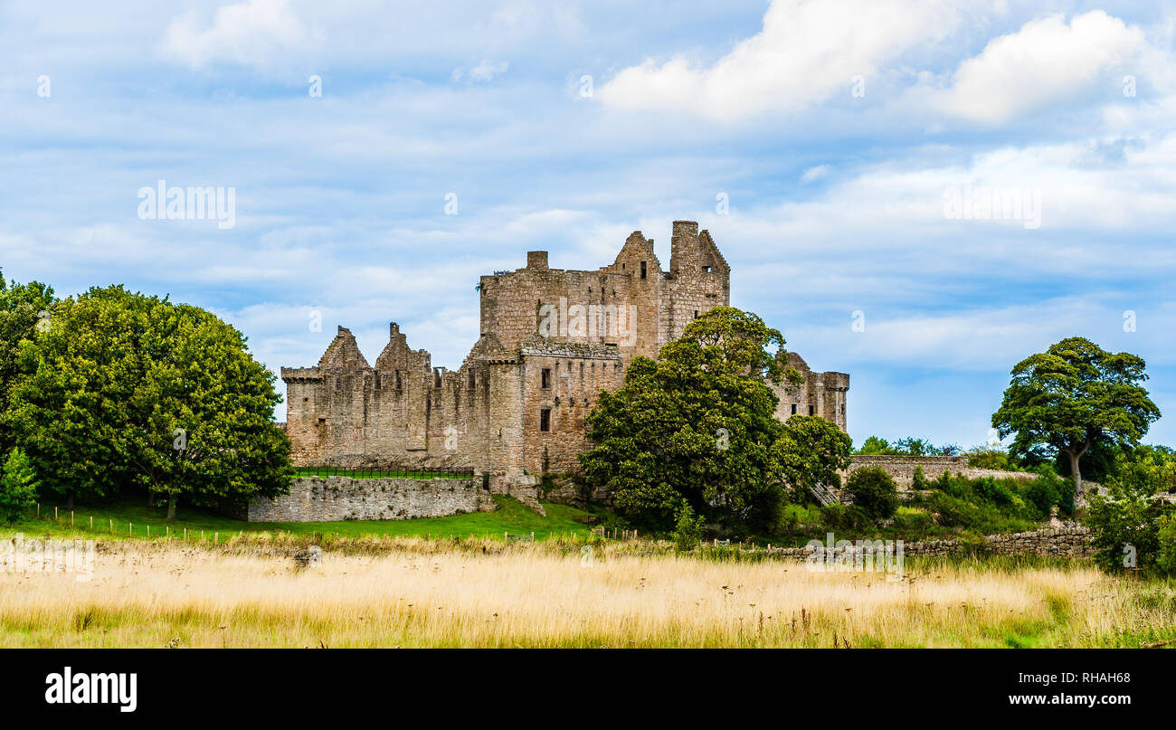 Edinburgh, Scotland: Ruins of Craigmillar Castle, built between 14th ...