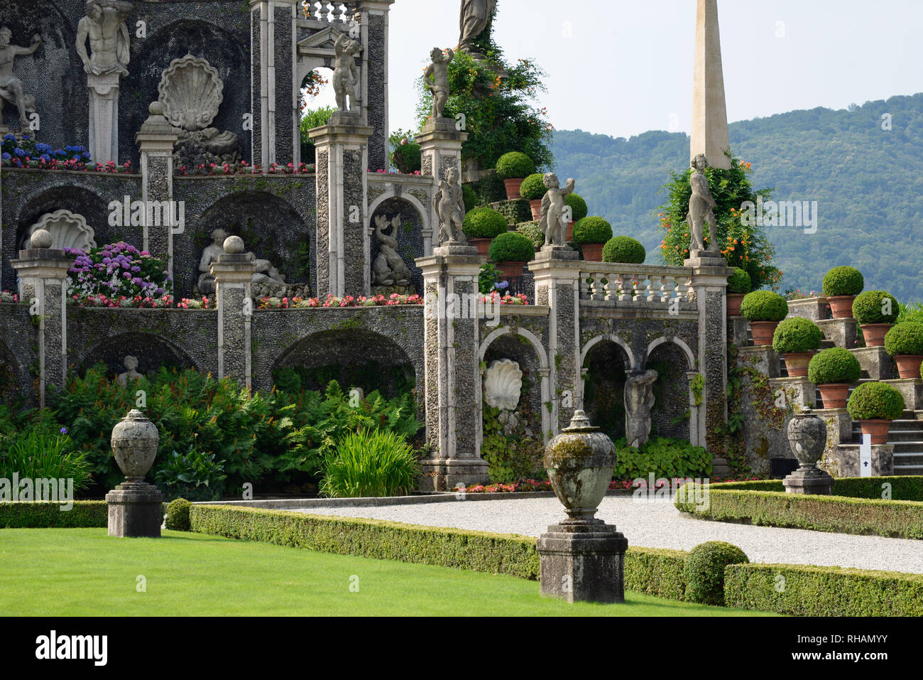 The gardens Isola Bella Lake Maggiore Italy Stock Photo - Alamy