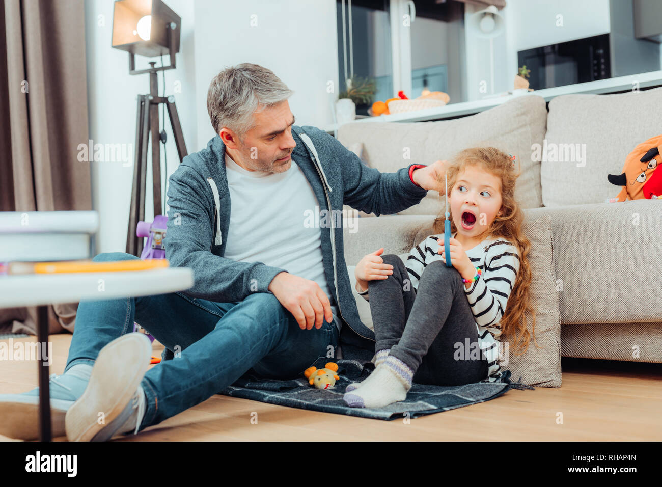 Feeling scared house hi-res stock photography and images - Alamy