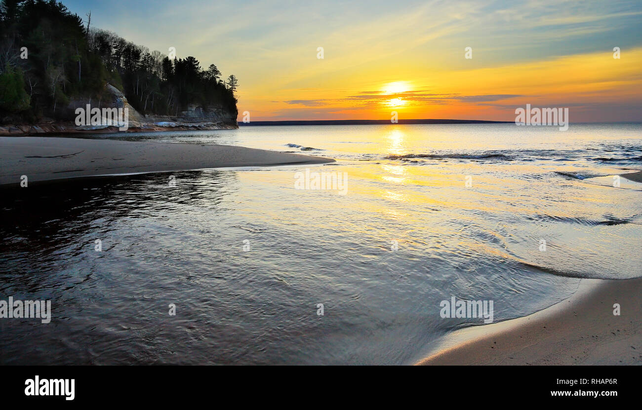 Miners River, Miners Beach, Pictured Rocks National Lakeshore, Munising ...