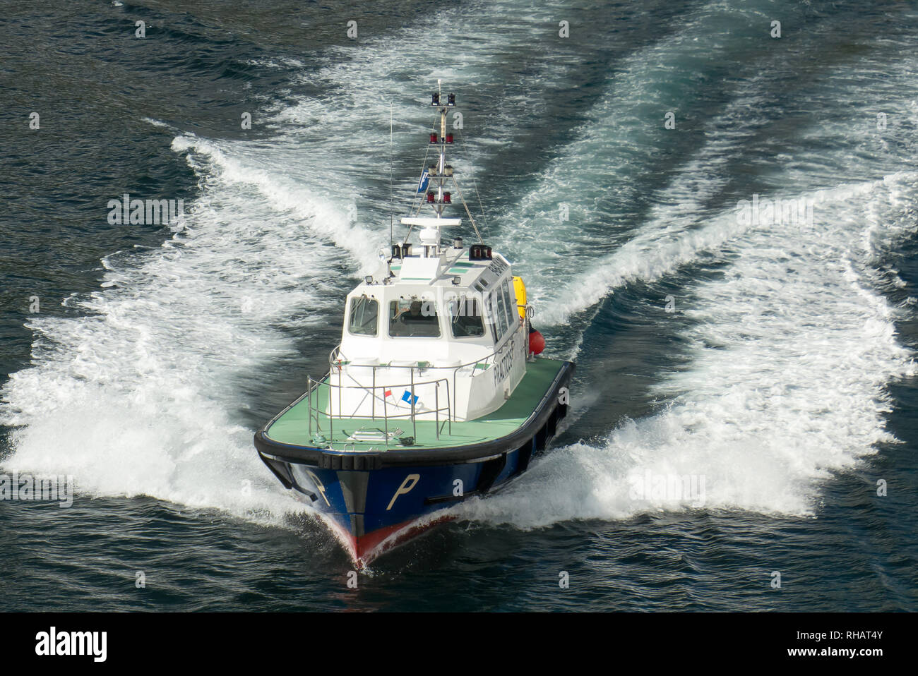 Port of Bilbao: the pilot boat approaching the Brittany Ferries 'Cap ...