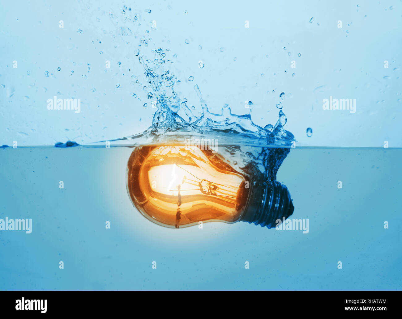 Drip bulb hi-res stock photography and images - Alamy
