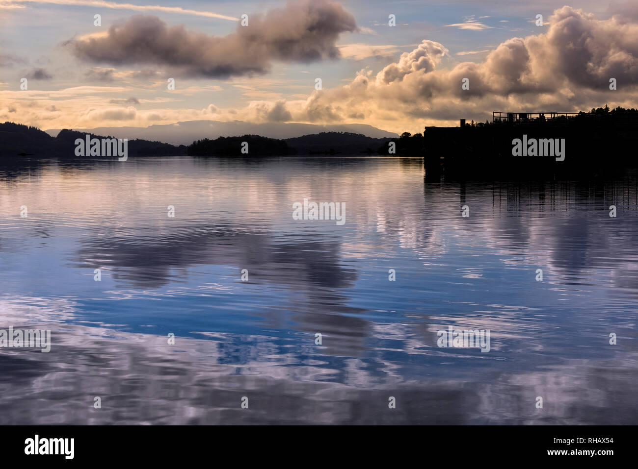 Scottish morning landscape lake hi-res stock photography and images - Alamy