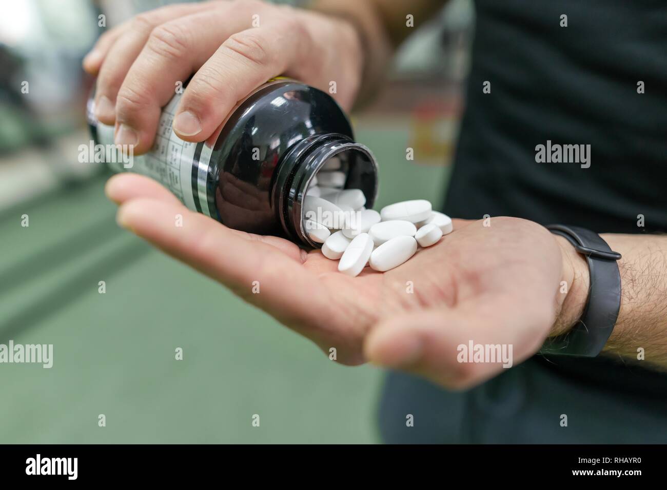 Closeup of sporty muscular man arms showing sports and fitness ...