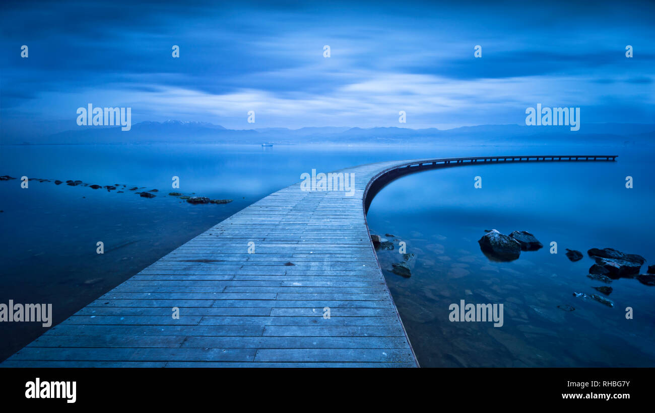 Curved Jetty - Long Exposure Stock Photo - Alamy