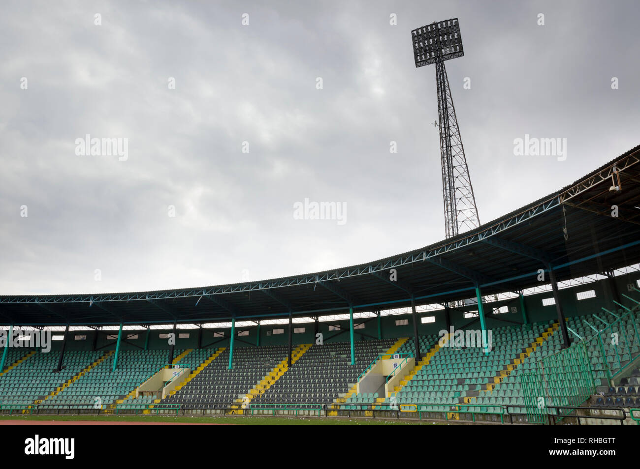 Stadium horizontal hi-res stock photography and images - Alamy