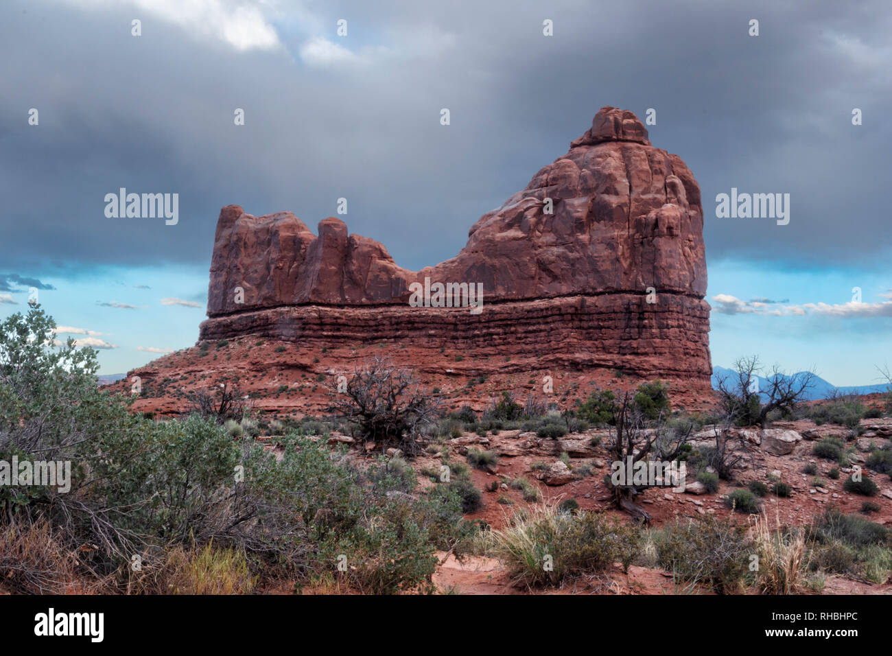 Rubble arches hi-res stock photography and images - Alamy