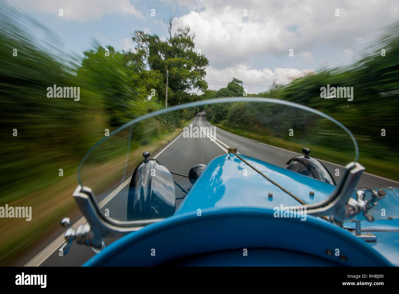 Rally car blur hi-res stock photography and images - Alamy