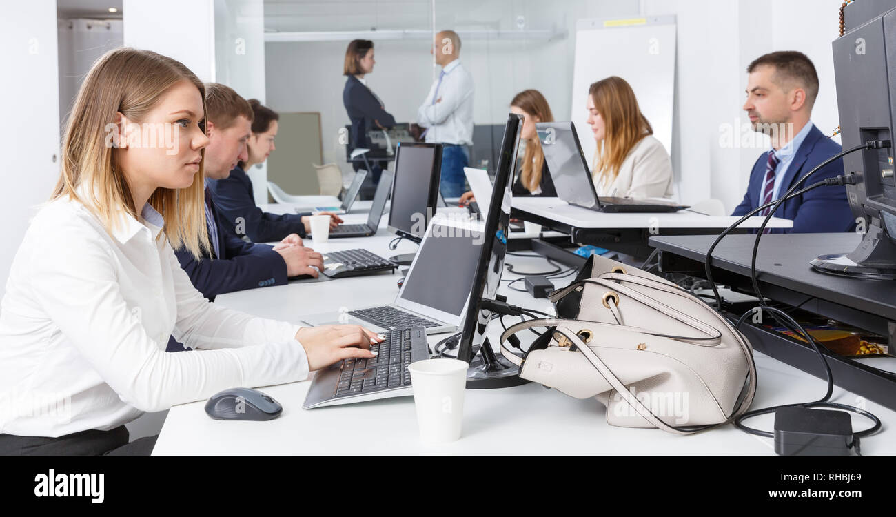 Brainstorming activities hi-res stock photography and images - Alamy