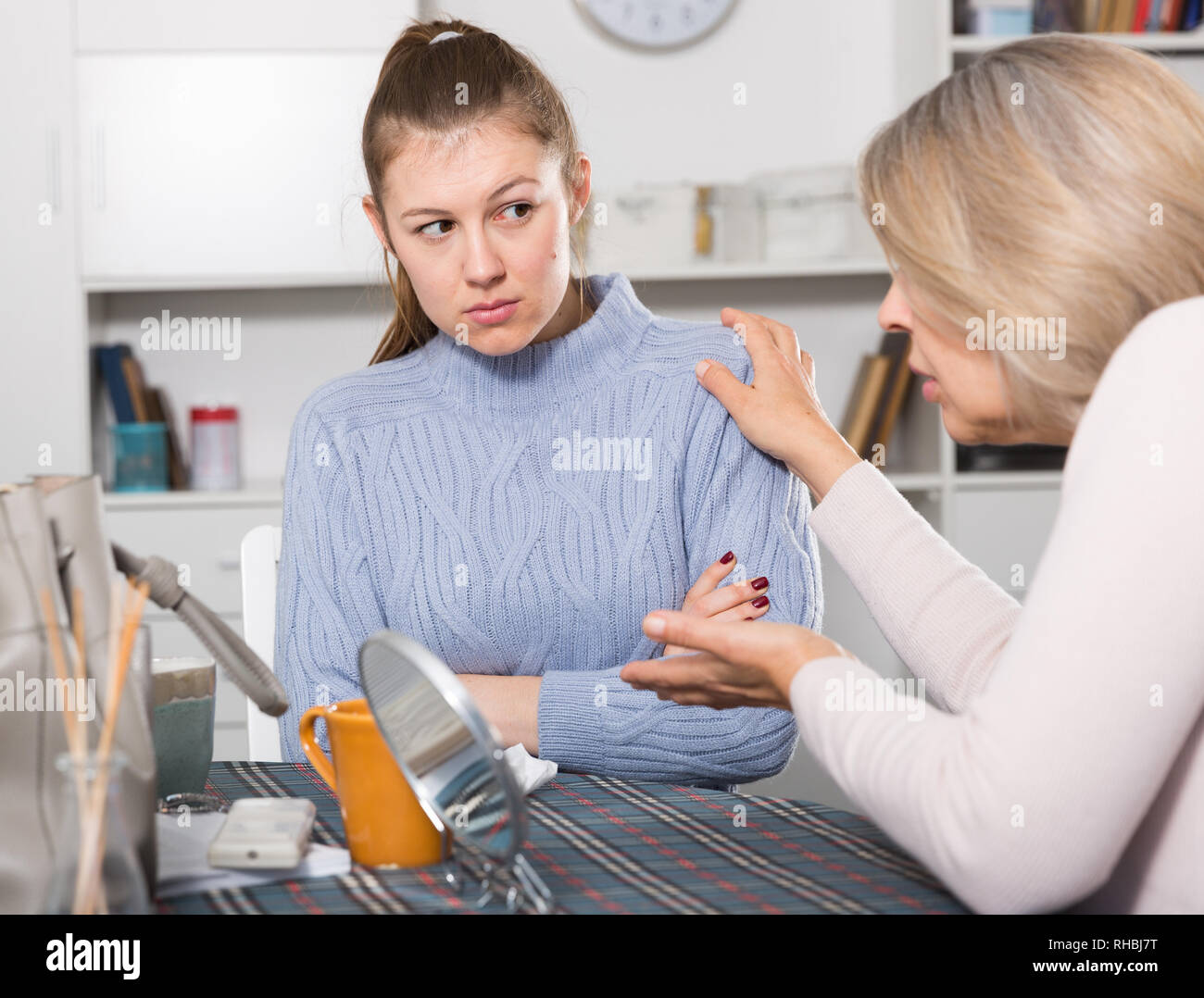 Mother ashamed daughter hi-res stock photography and images - Alamy