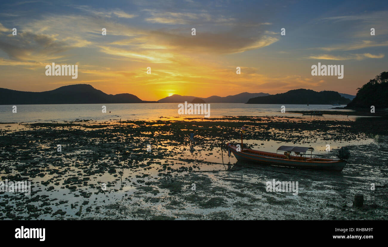 Ao yon bay hi-res stock photography and images - Alamy