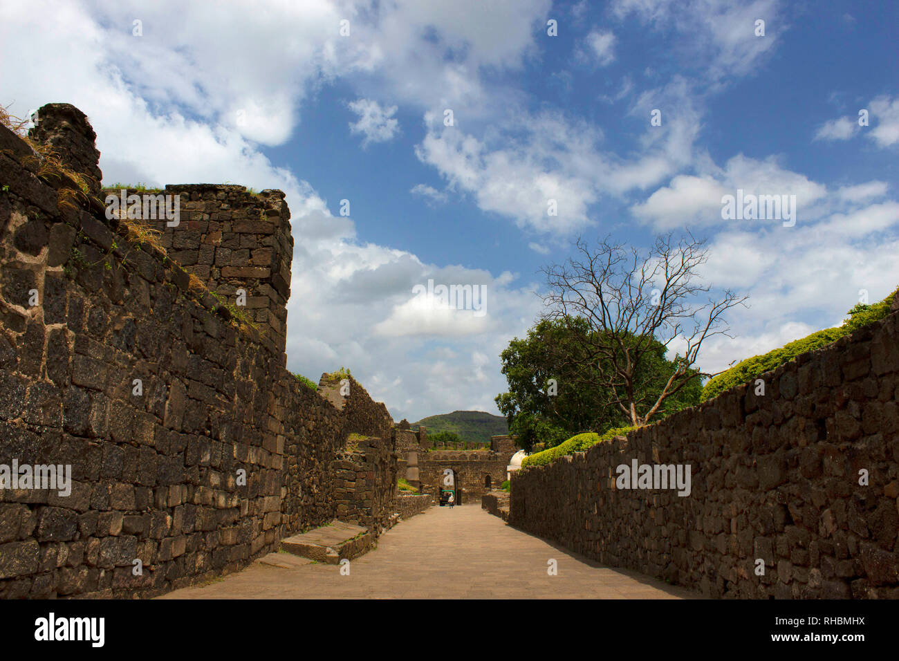 Daulatabad Deogiri fort wall with clouds in background, Aurangabad ...