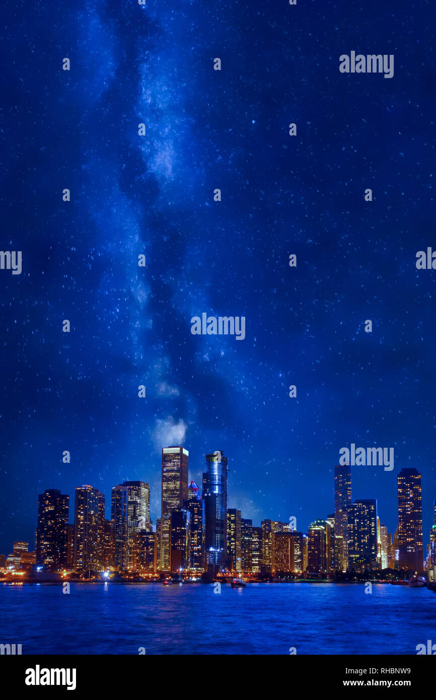 Chicago night time hi-res stock photography and images - Alamy
