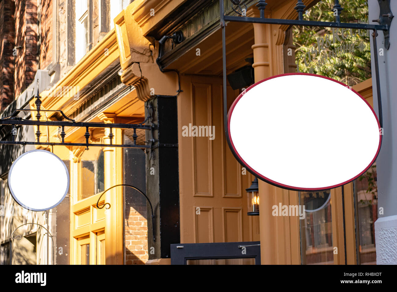 Digital signage sign circular hi-res stock photography and images - Alamy