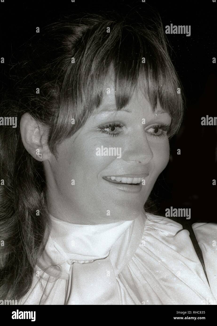 Valerie perrine hi-res stock photography and images - Alamy