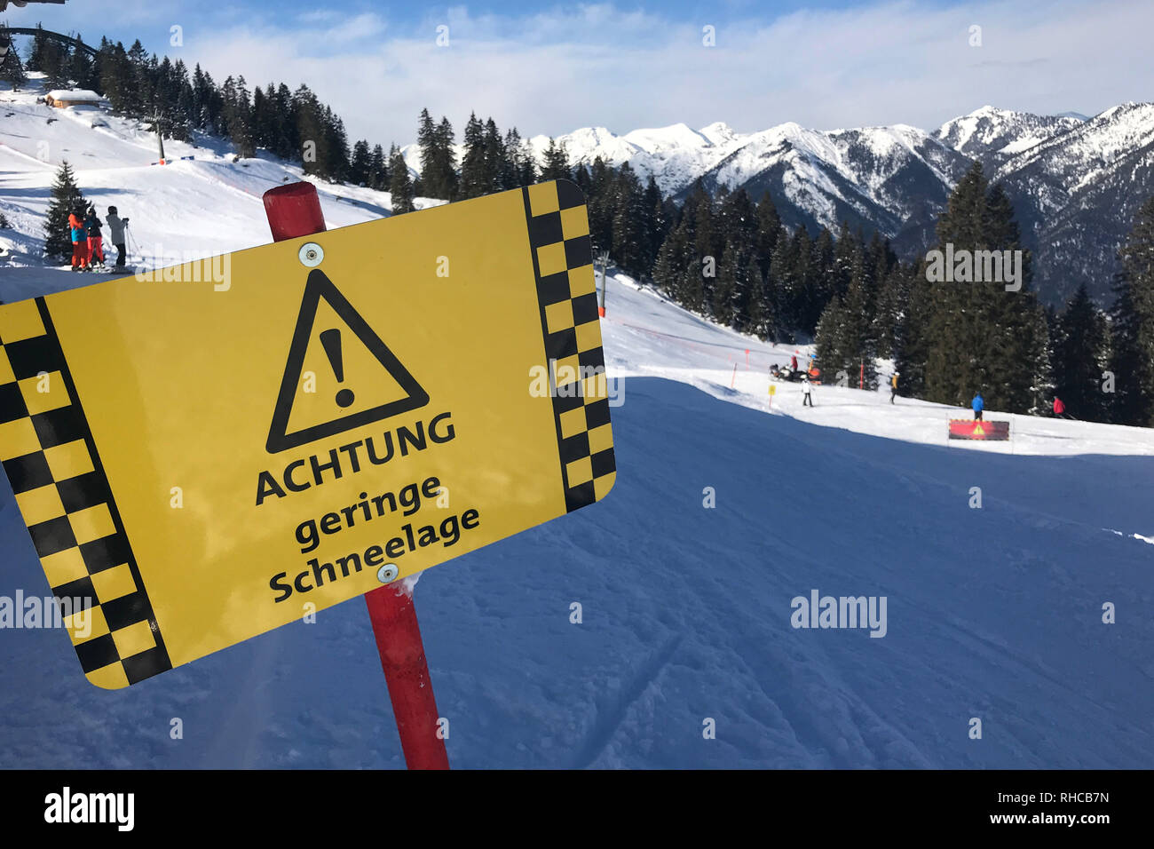 Garmisch Partenkirchen, Deutschland. 31st Jan, 2019. Warning sign ...