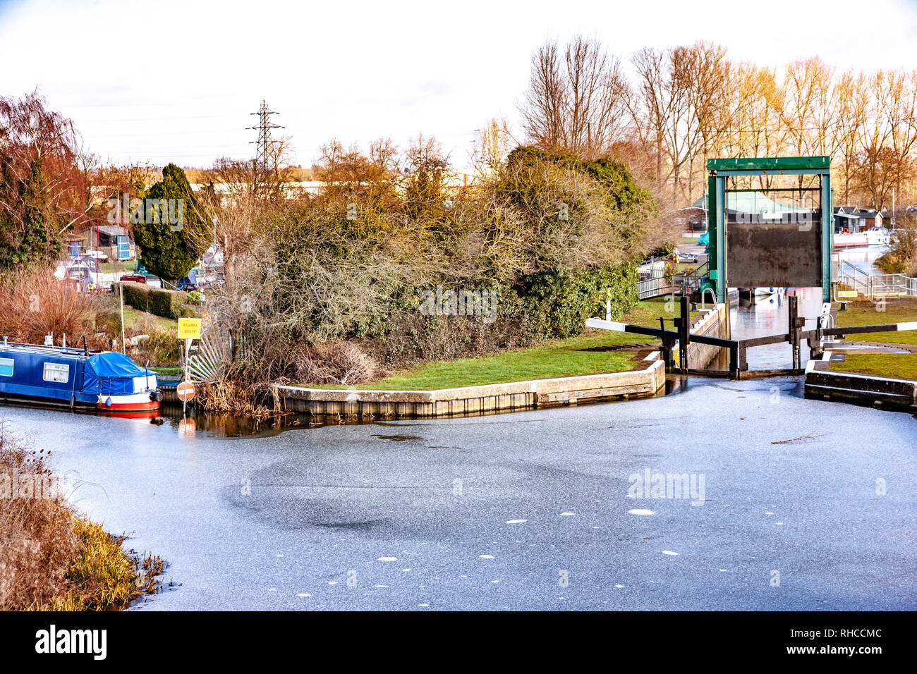 Weston favell lock hi-res stock photography and images - Alamy