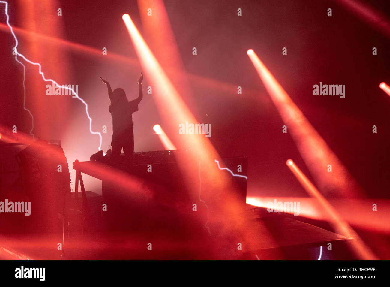 Alison wonderland concert hi-res stock photography and images - Alamy