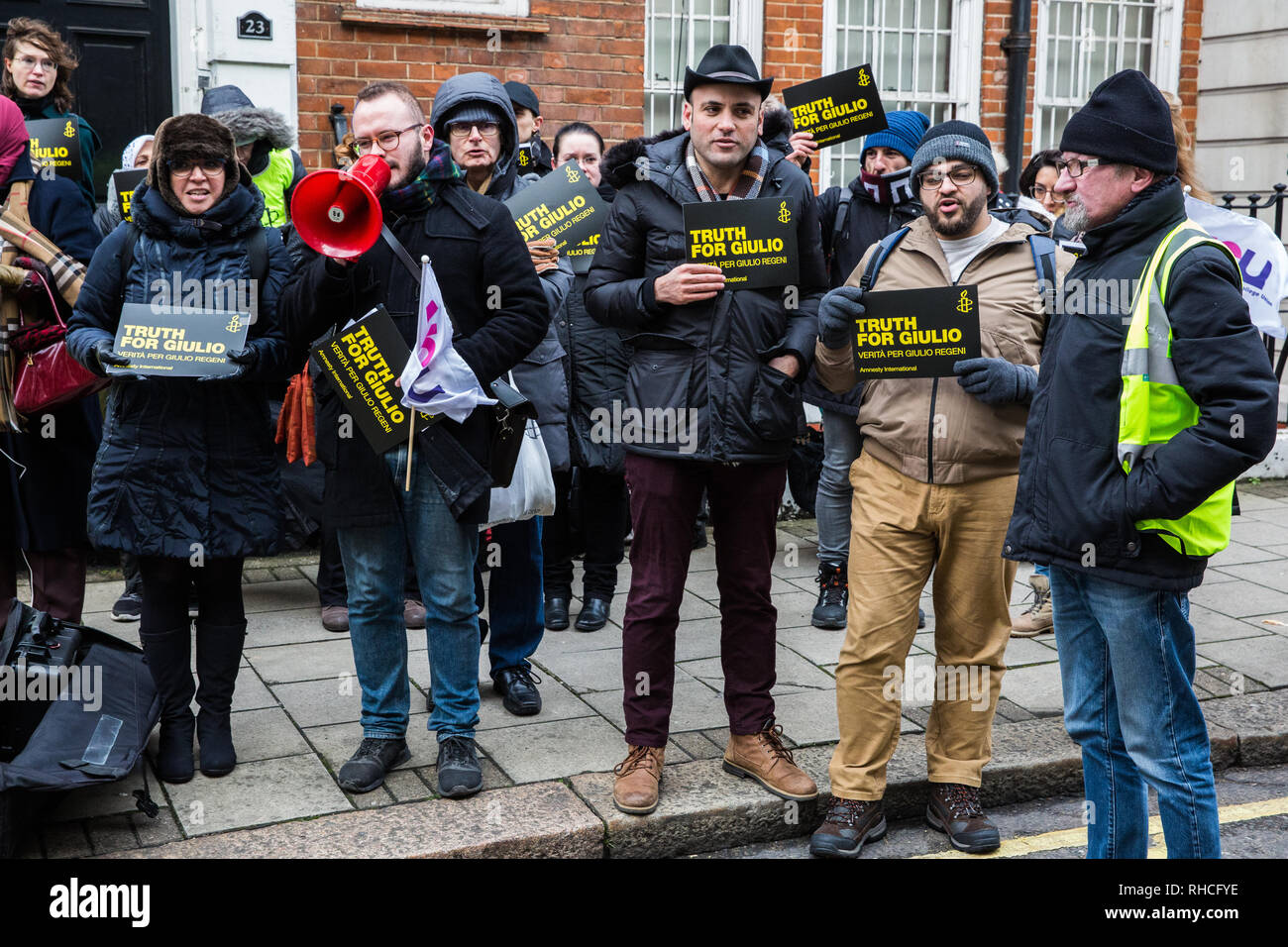 British embassy cairo hi-res stock photography and images - Alamy