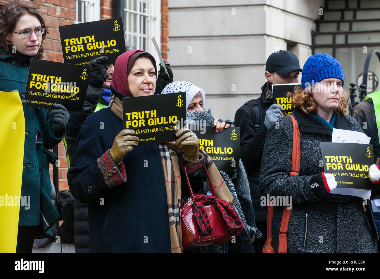 British embassy cairo hi-res stock photography and images - Alamy