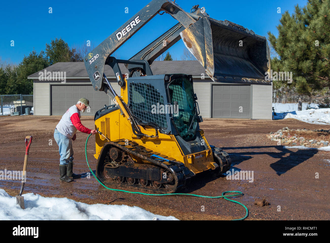 Track loader hi-res stock photography and images - Alamy