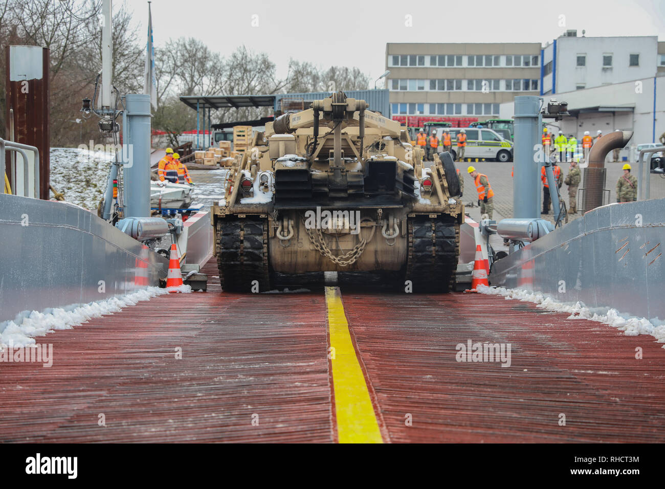 M88 recovery vehicle hi-res stock photography and images - Alamy