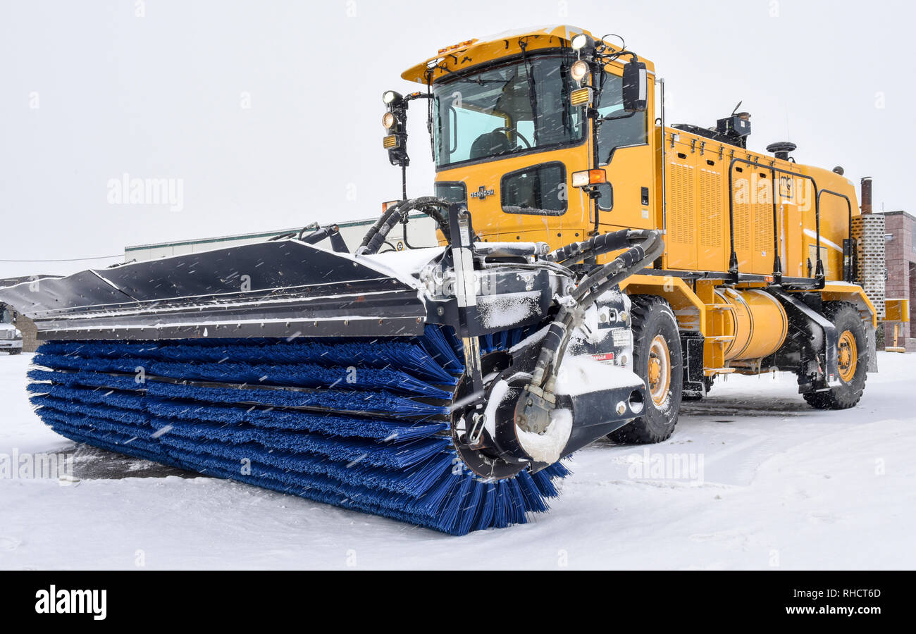 171 air refueling wing hi-res stock photography and images - Alamy