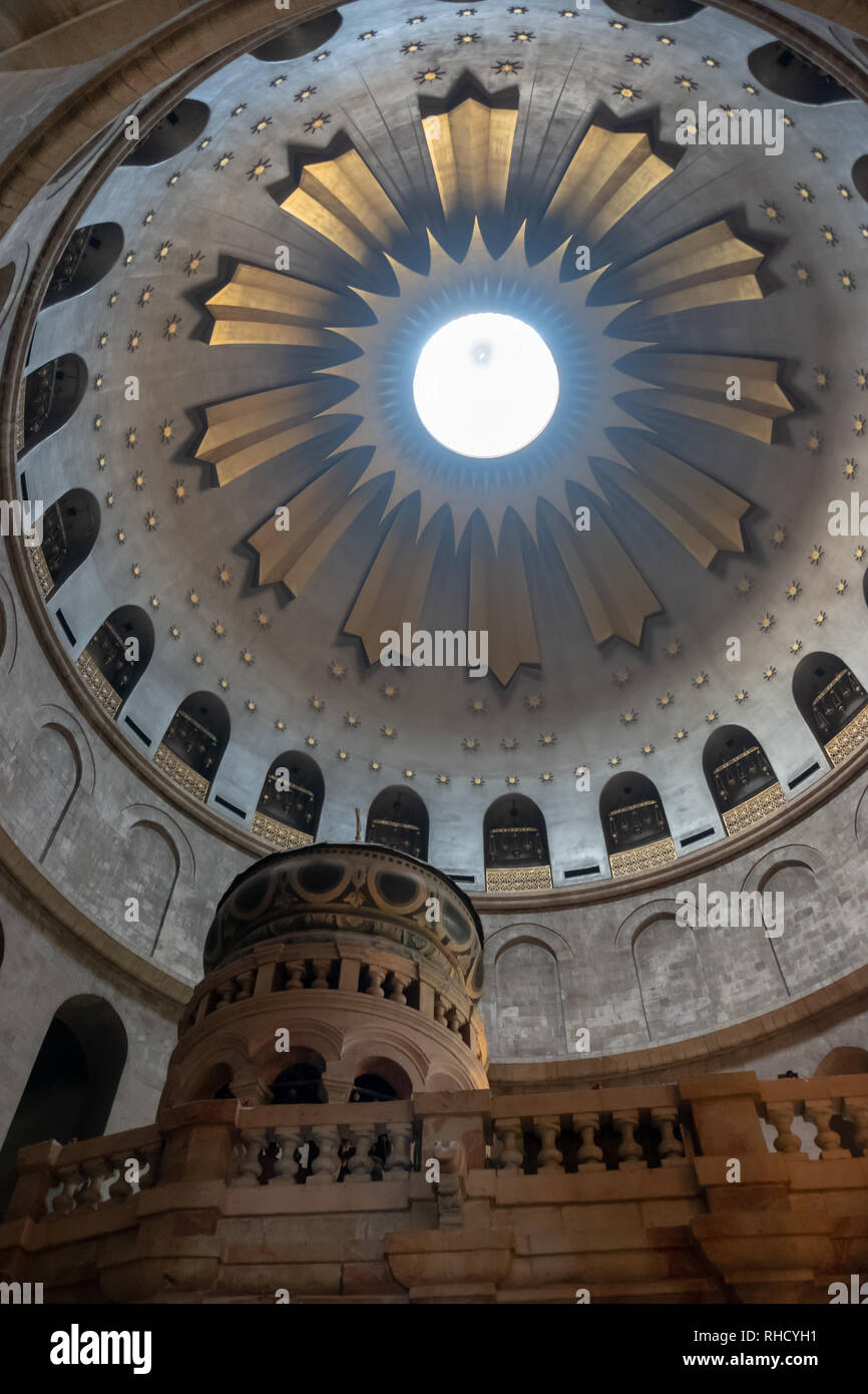 Interior dome church holy sepulchre hi-res stock photography and images ...