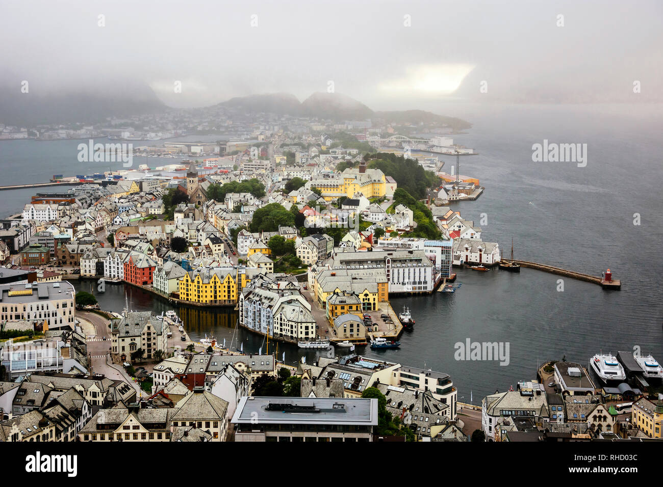 Panoramic view of the archipelago, the beautiful Alesund town centre ...