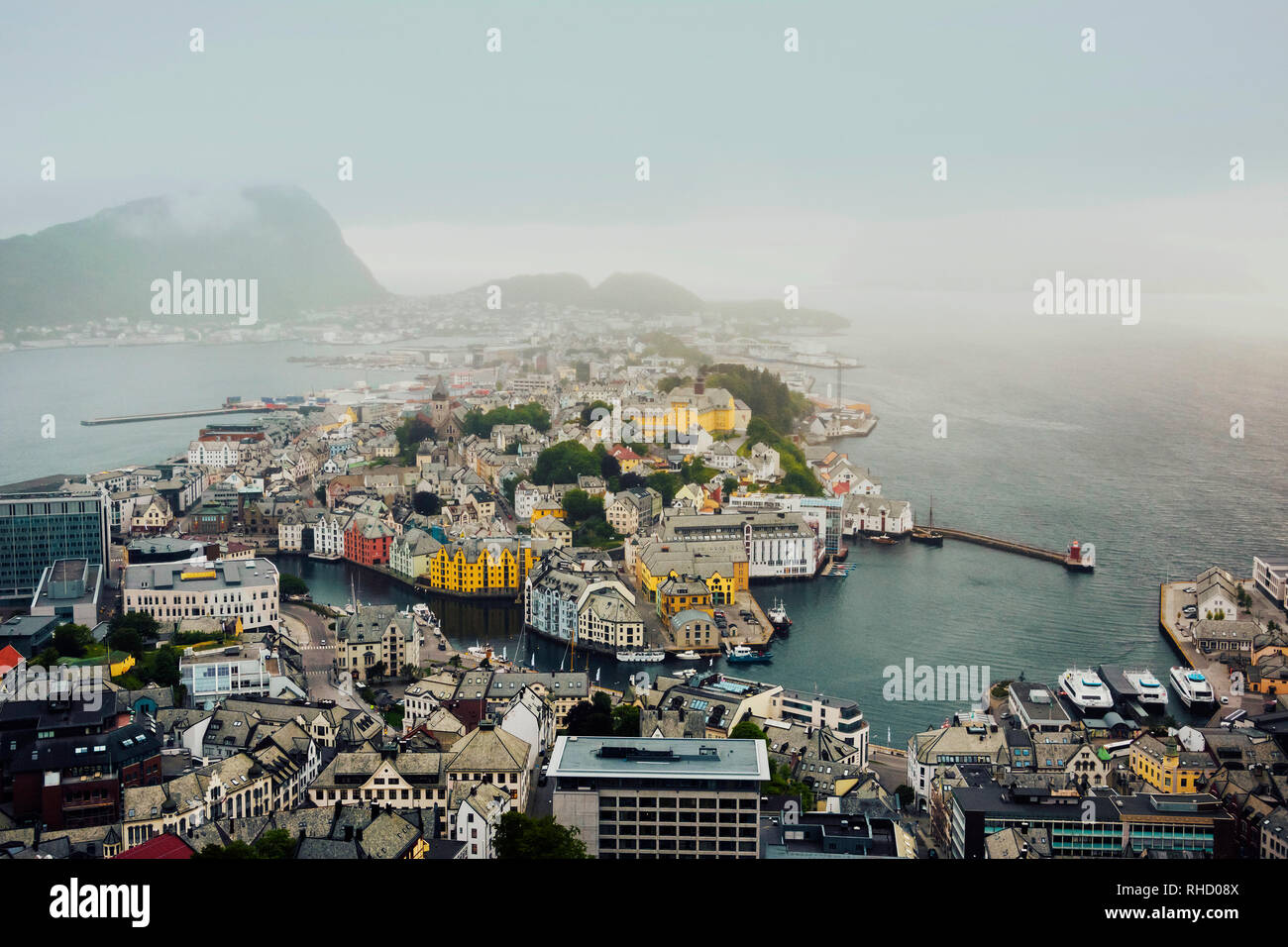 Panoramic view of the archipelago, the beautiful Alesund town centre ...