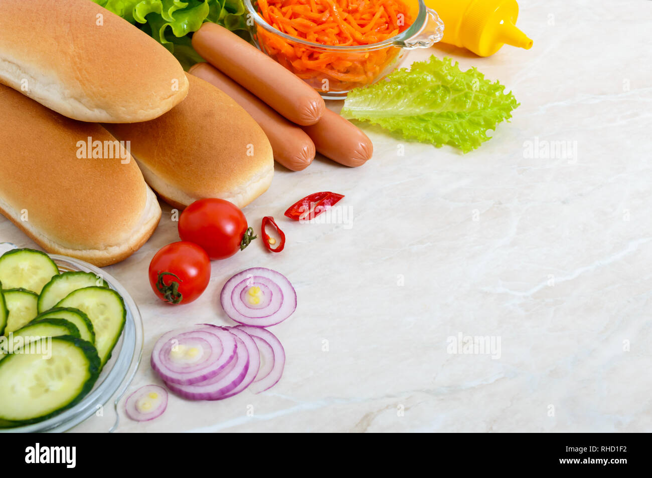 Hot dog ingredients hi-res stock photography and images - Alamy