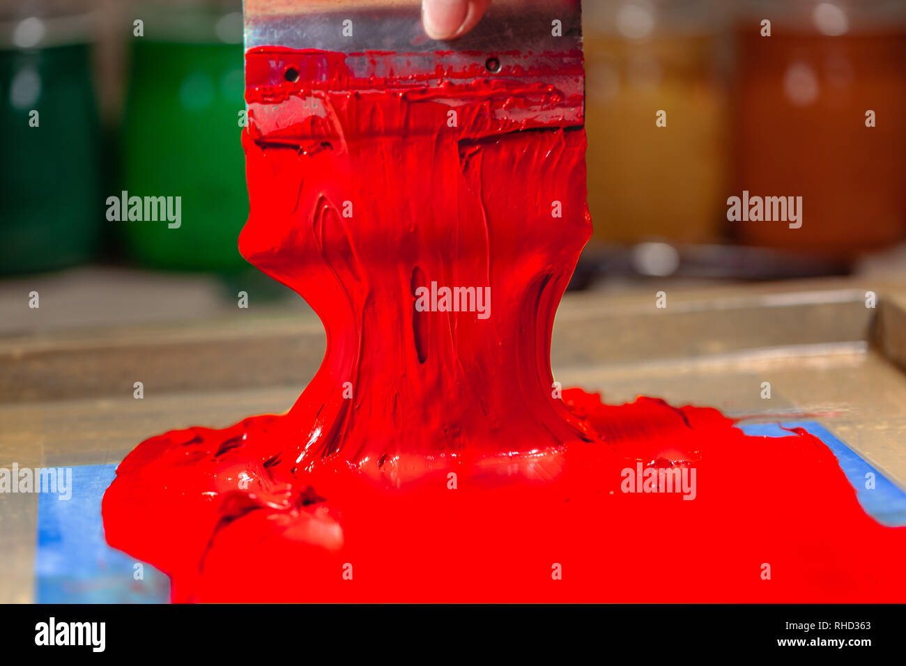 Paint dripping from paint brush hi-res stock photography and images - Alamy
