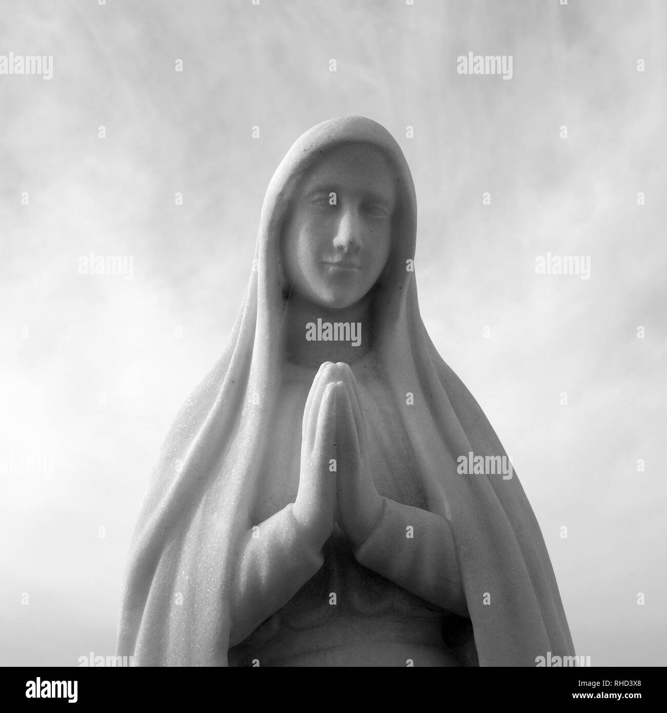 Samouco Cemetery Lisbon Portugal Angels headstones graves Stock Photo ...