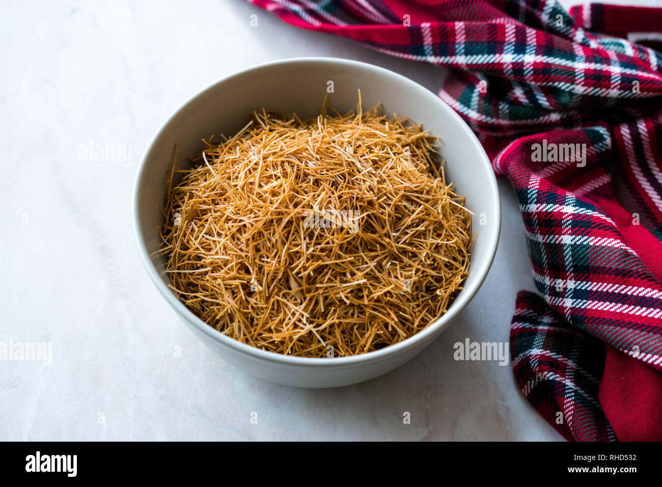 Baked Vermicelli For Turkish Kadayif Muhallebi. Organic Traditional ...